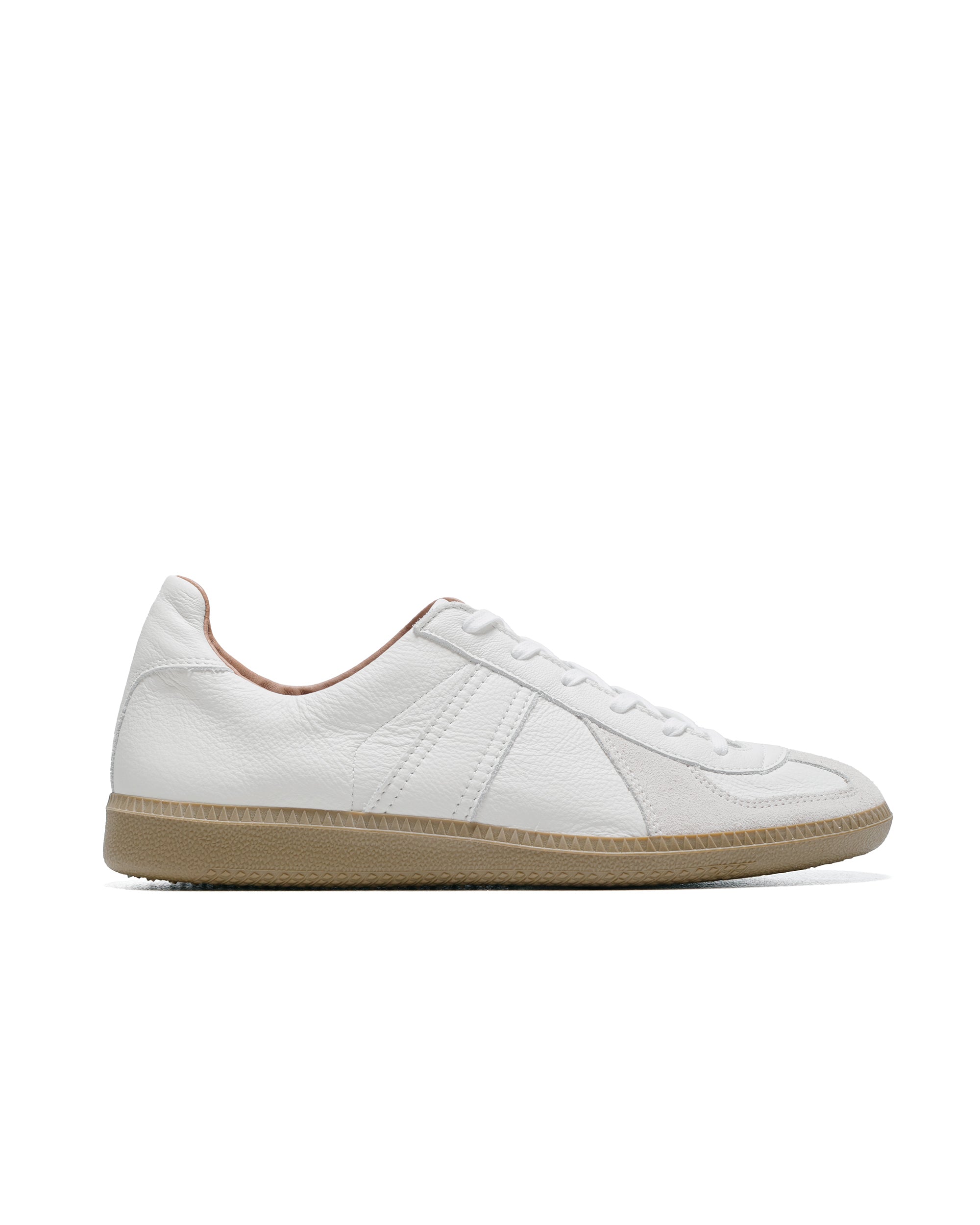 Reproduction of Found German Military Trainer 1700L White – lost & found